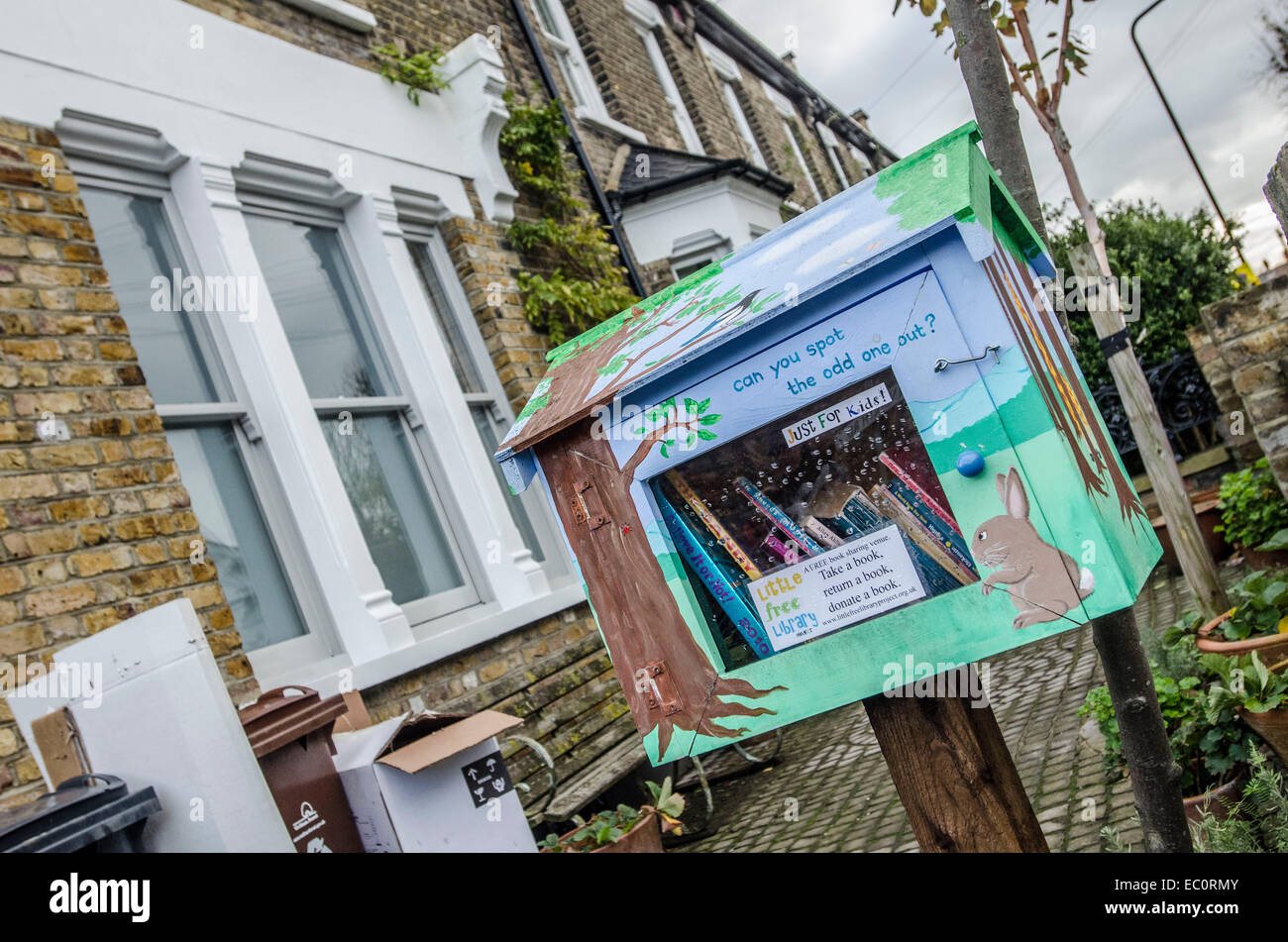 Walthamstow library hi-res stock photography and images - Alamy