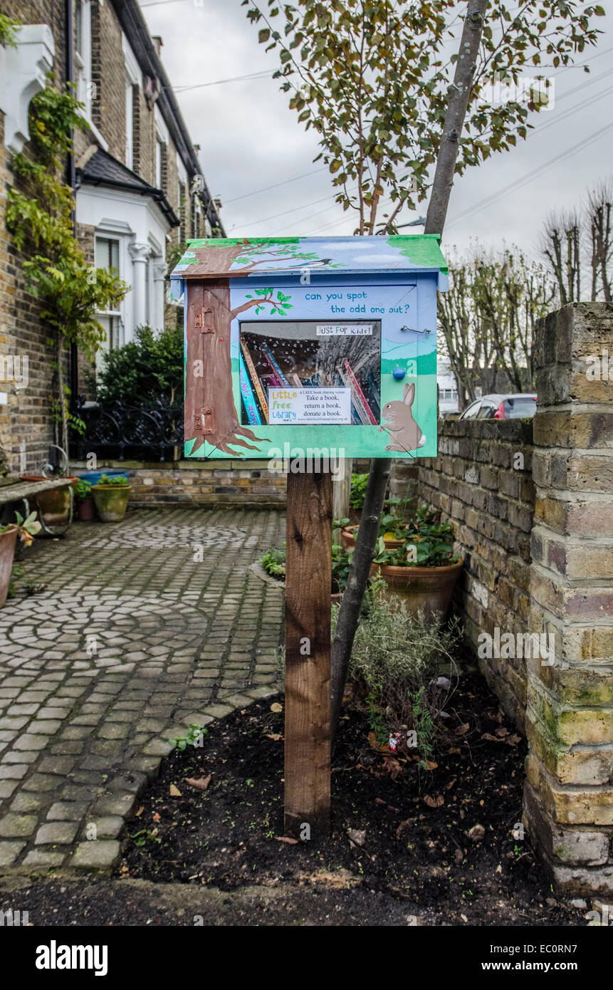 Walthamstow library hi-res stock photography and images - Alamy