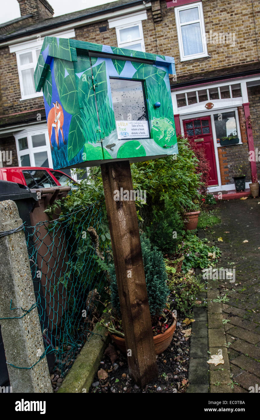 Walthamstow library hi-res stock photography and images - Alamy