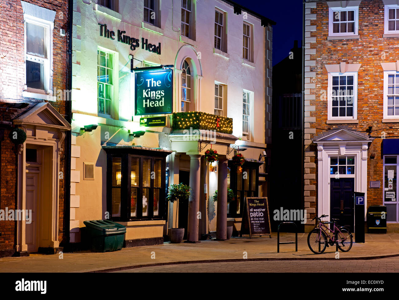 The Kings Head pub, Beverley, Humberside, East Yorkshire, England UK ...
