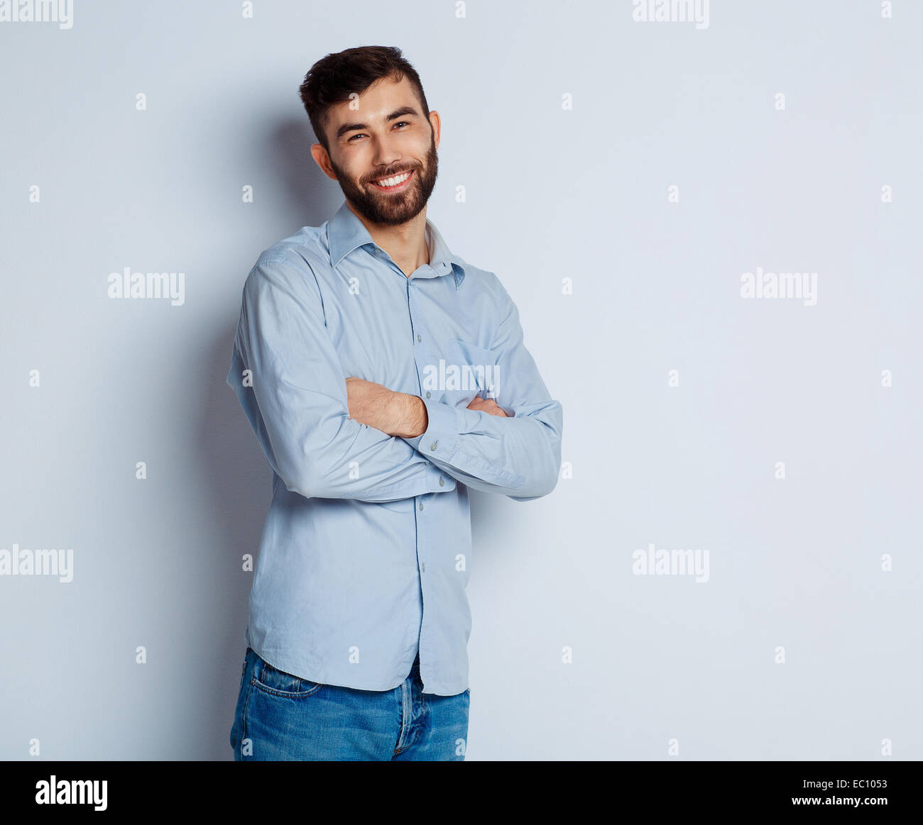 Bearded man smiling hi-res stock photography and images - Alamy