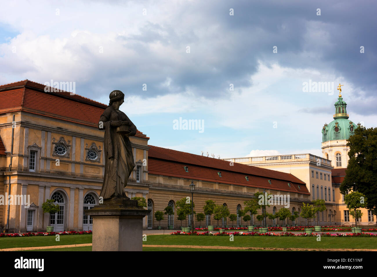 Charlottenburg palace and gardens hi-res stock photography and images ...