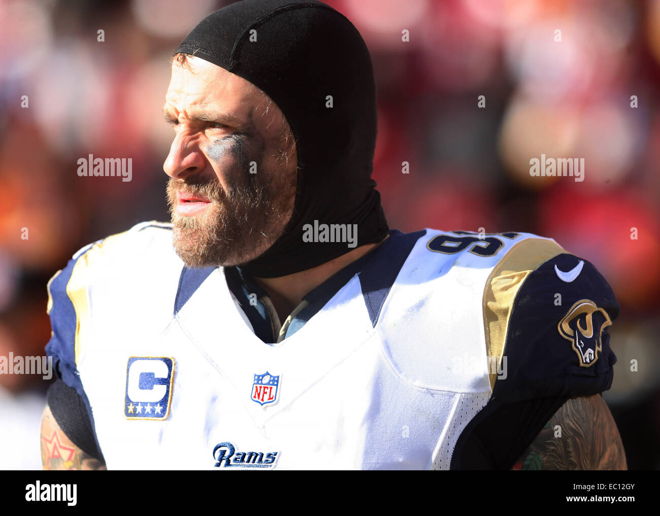 Landover, Maryland, USA. 07th Dec, 2014. St. Louis Rams DE Chris Long ...