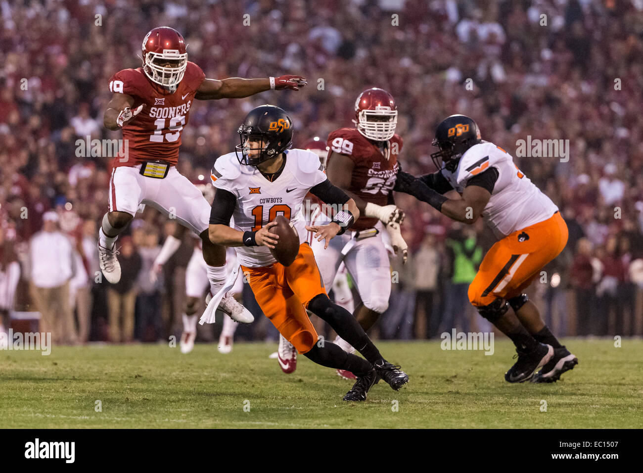 December 6, 2104: Oklahoma State Cowboys quarterback Mason Rudolph (10 ...