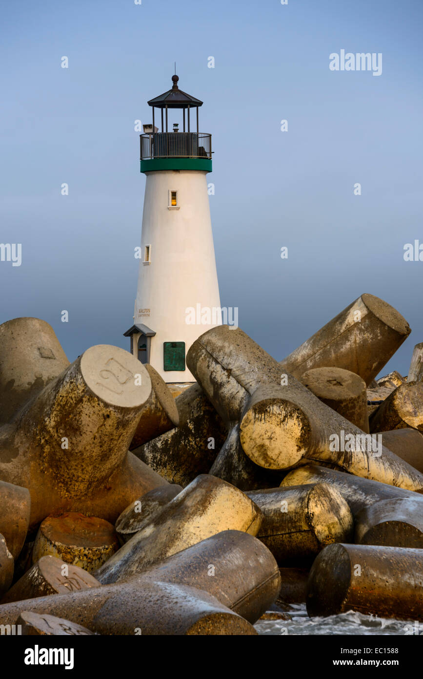 Walton building hi-res stock photography and images - Alamy