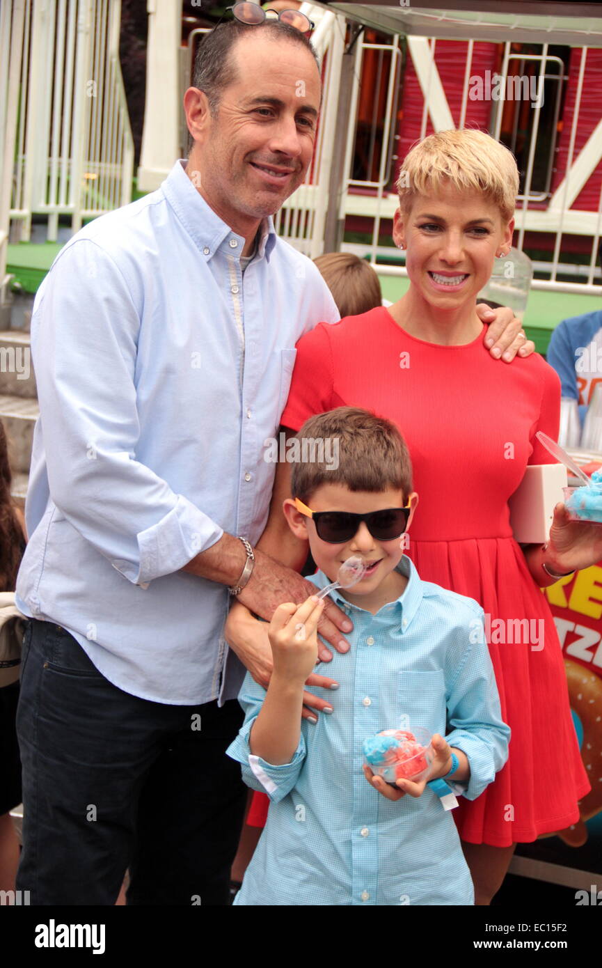 '2014 Baby Buggy Bedtime Bash' at the Victorian Gardens at Wollman Park ...