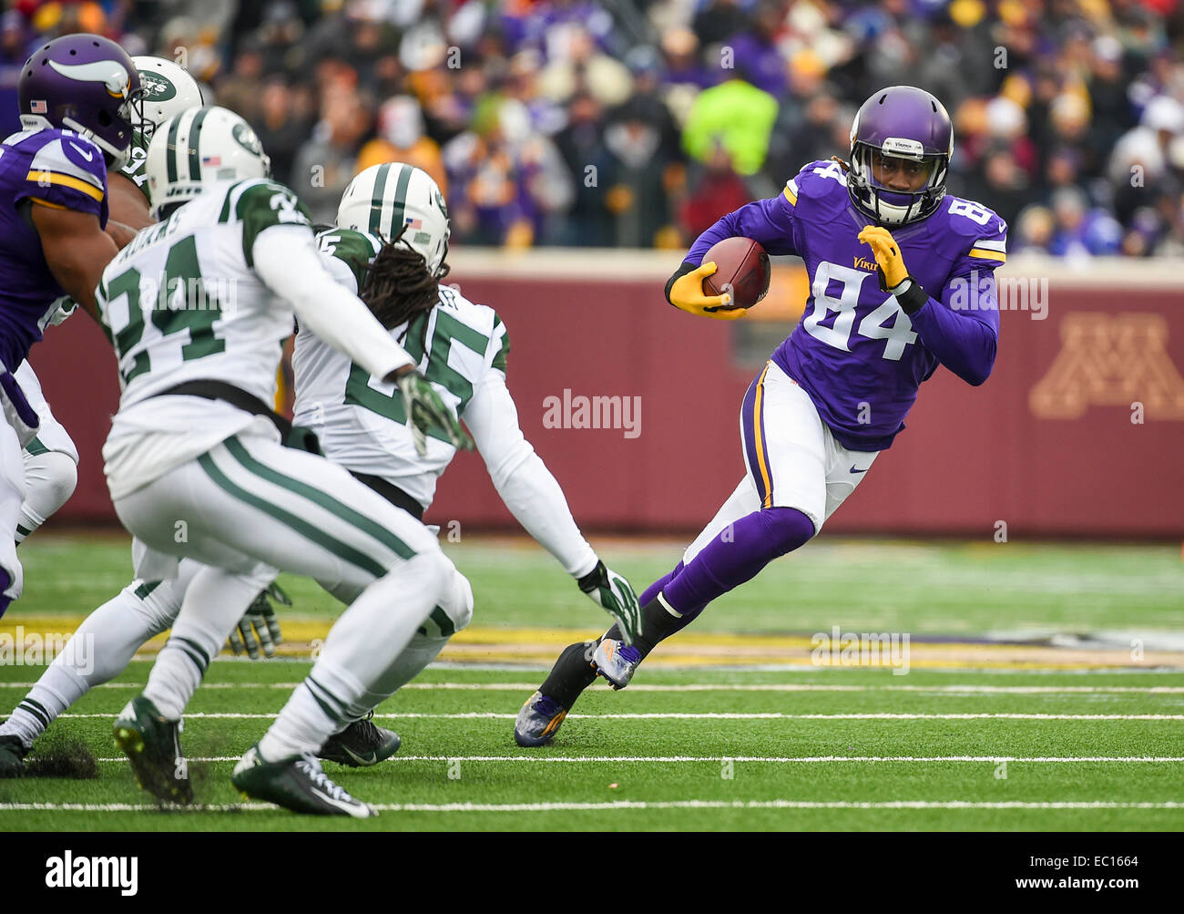 Minneapolis, MN, USA. 7th Dec, 2014. Minnesota Vikings wide receiver ...