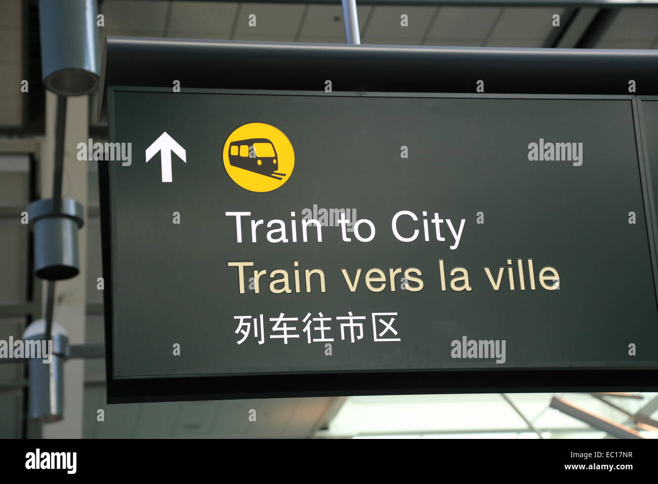 Airport train sign hi-res stock photography and images - Alamy