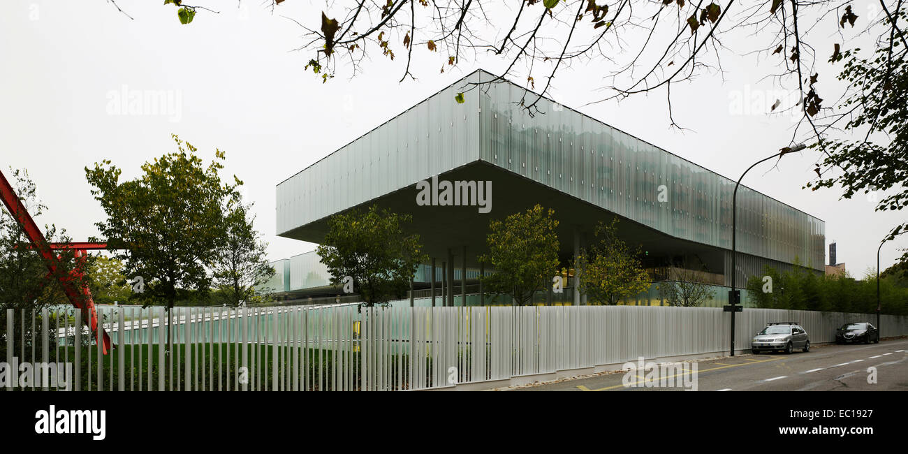 MAST Foundation, Bologna, Italy. Architect: Labics, 2013. Distant view ...