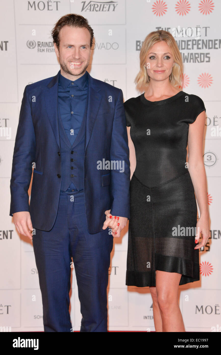 Rafe spall andrew scott hi-res stock photography and images - Alamy