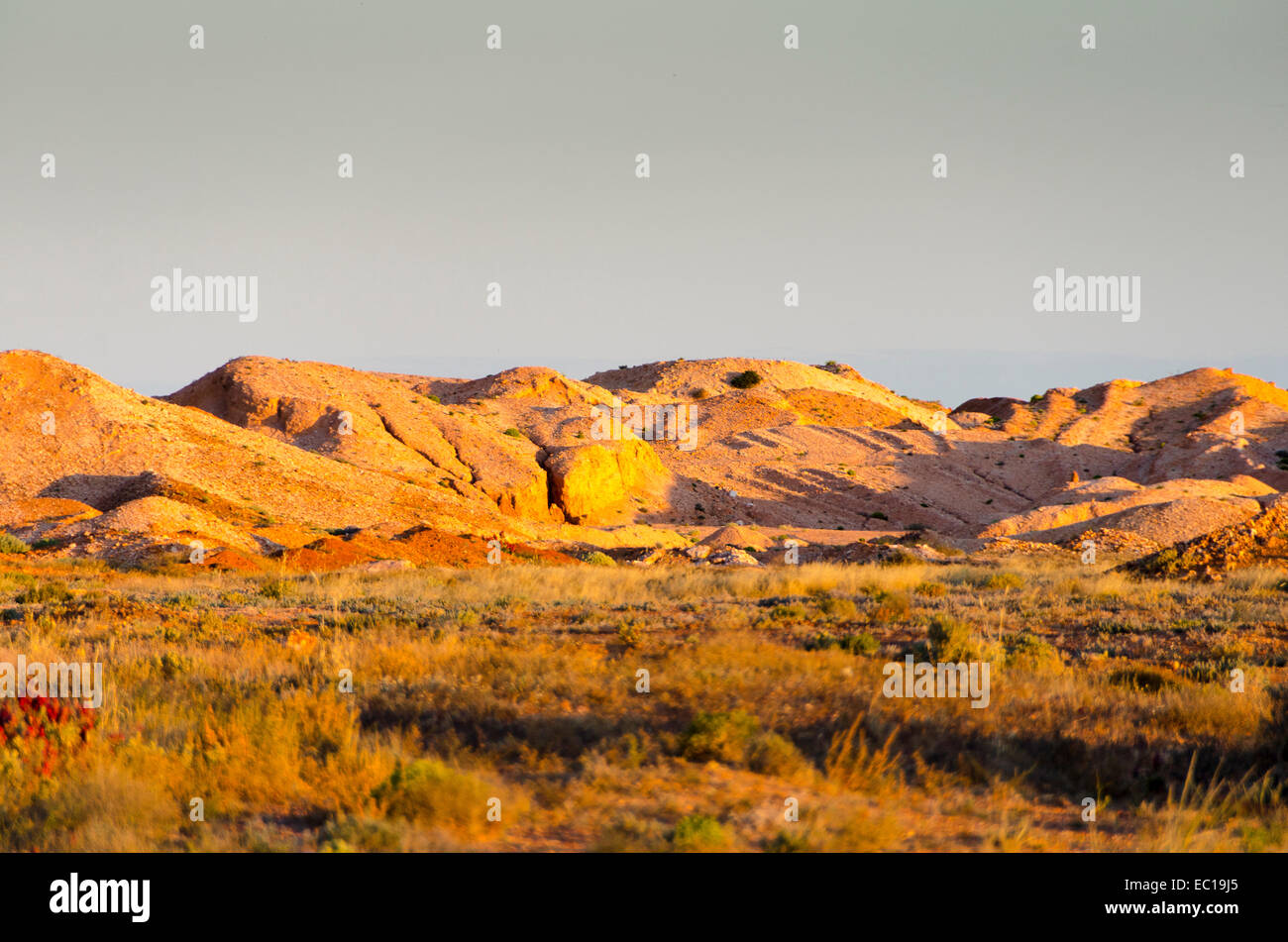 Coober pedy opal mining shaft danger hi-res stock photography and ...