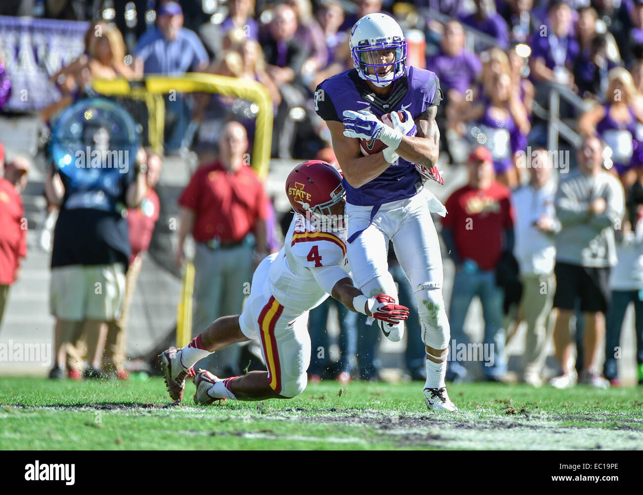 TCU Horned Frogs wide receiver Josh Doctson (9) catches a pass for a ...