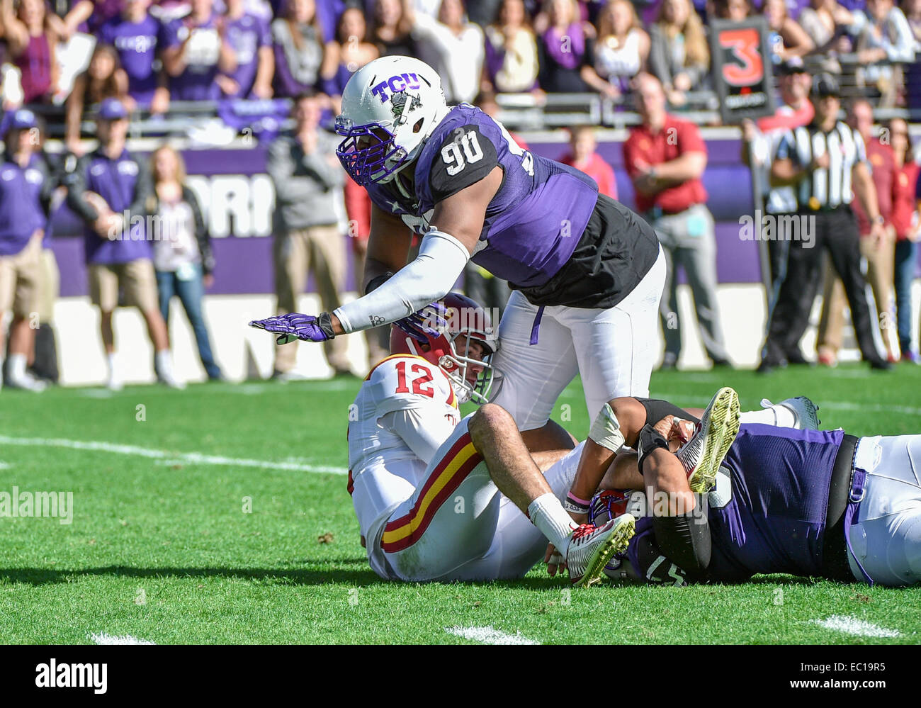 Iowa State Cyclones quarterback Sam B. Richardson (12) tries to elude a ...