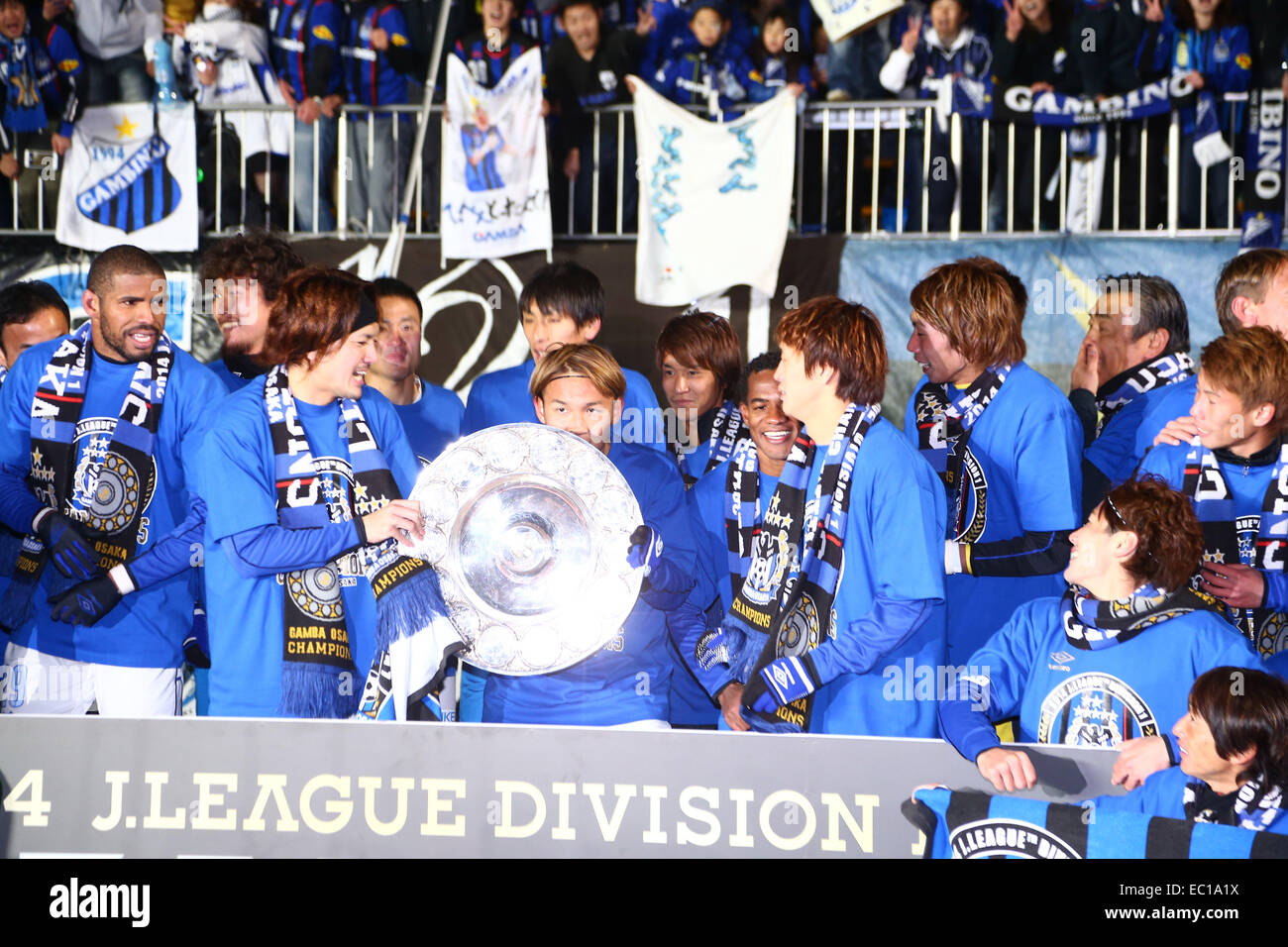 Tokushima, Japan. 6th Dec, 2014. Gamba Osaka team group Football/Soccer ...