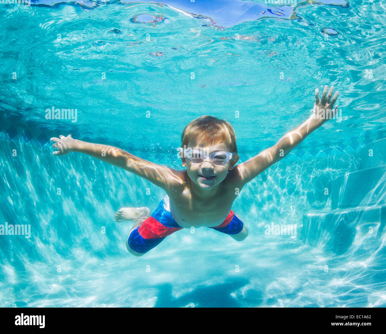 Kids Jump In Pool High Resolution Stock Photography and Images - Alamy