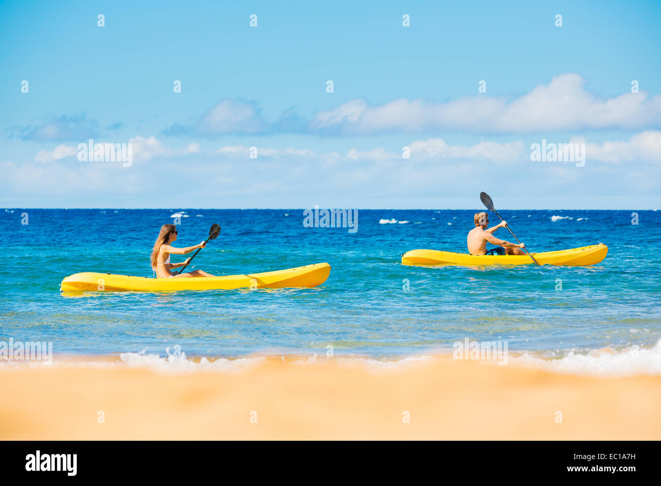 Kayaking hi-res stock photography and images - Alamy