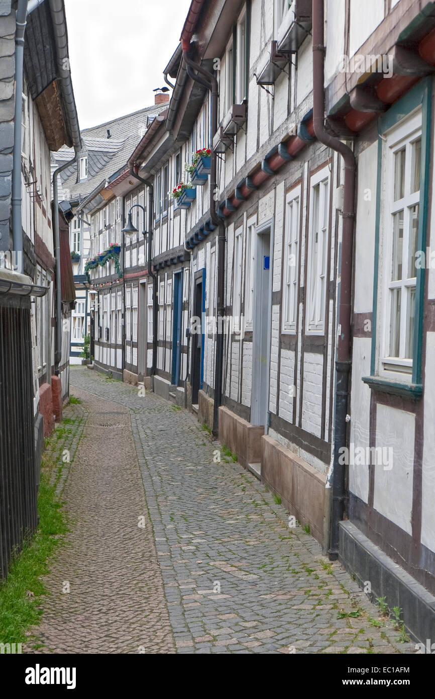 Architectural alley hi-res stock photography and images - Alamy