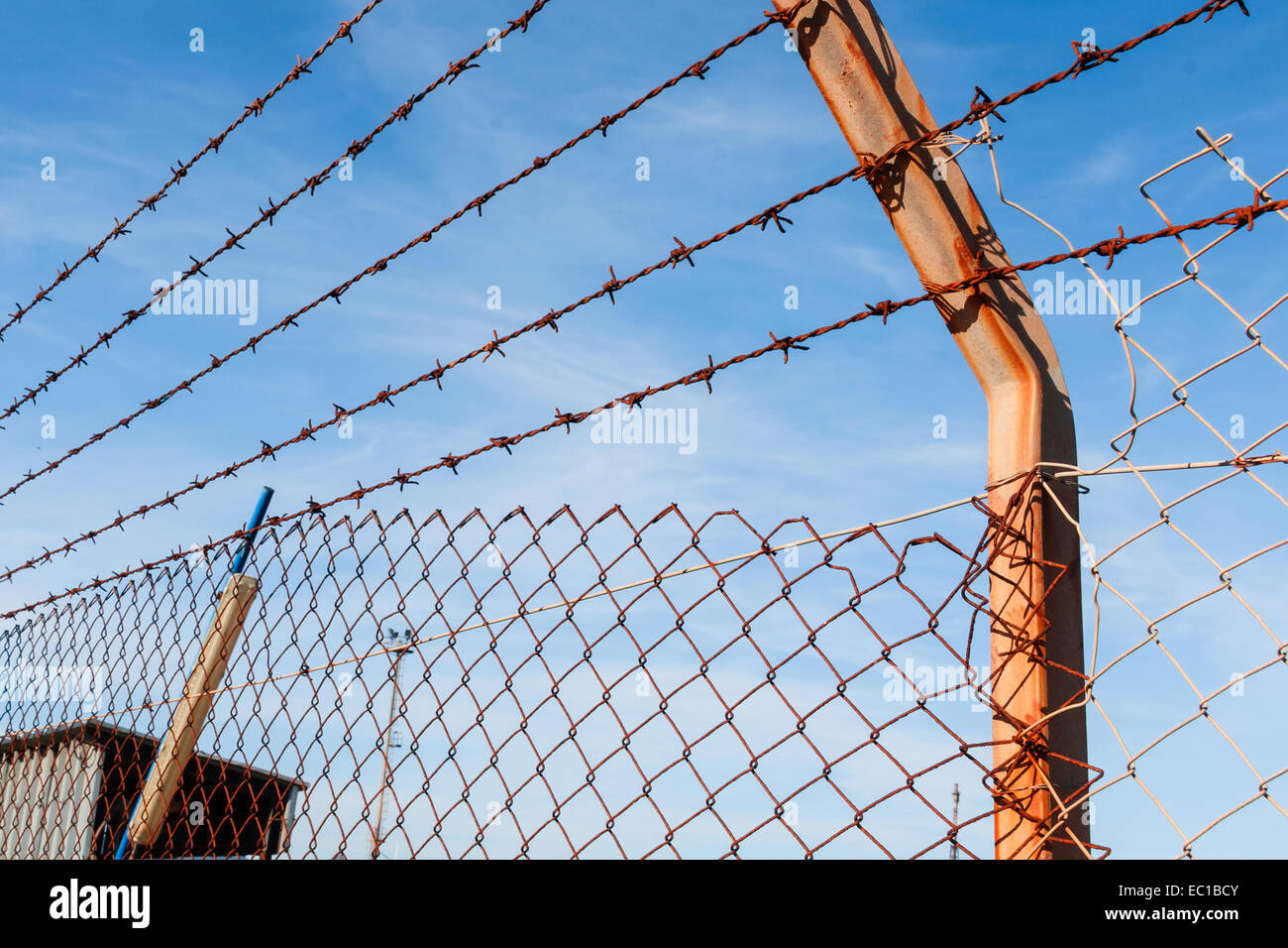 Barricade of barbed wire hi-res stock photography and images - Alamy
