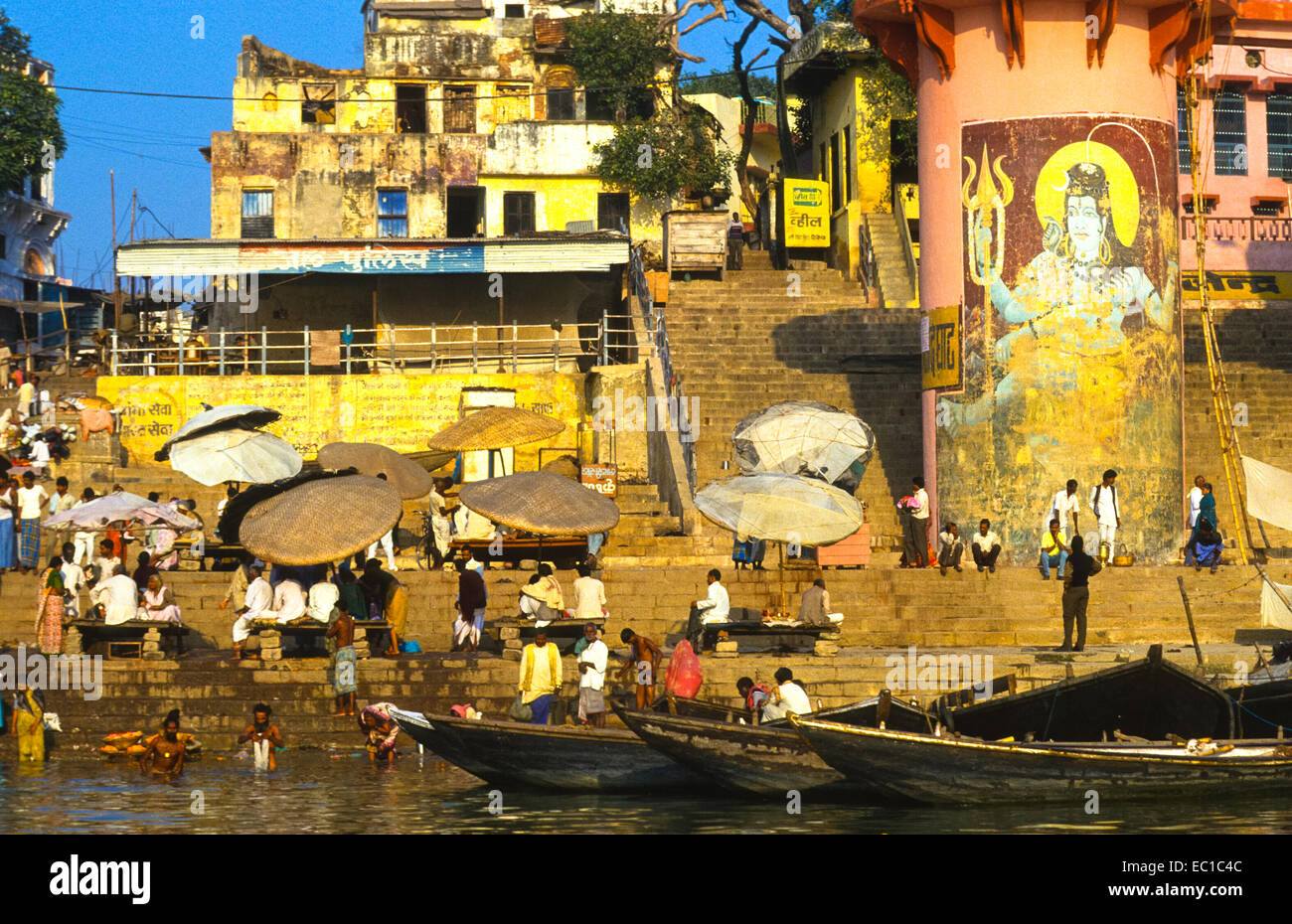 India holy person hi-res stock photography and images - Alamy