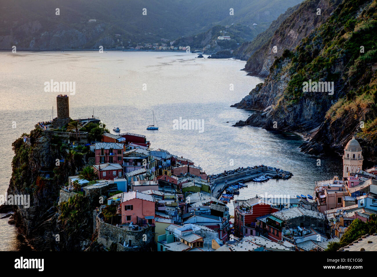 Vernaza italy hi-res stock photography and images - Alamy