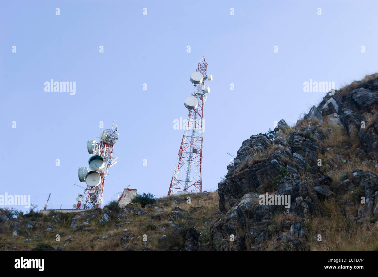 Cell phone tower india hi-res stock photography and images - Alamy