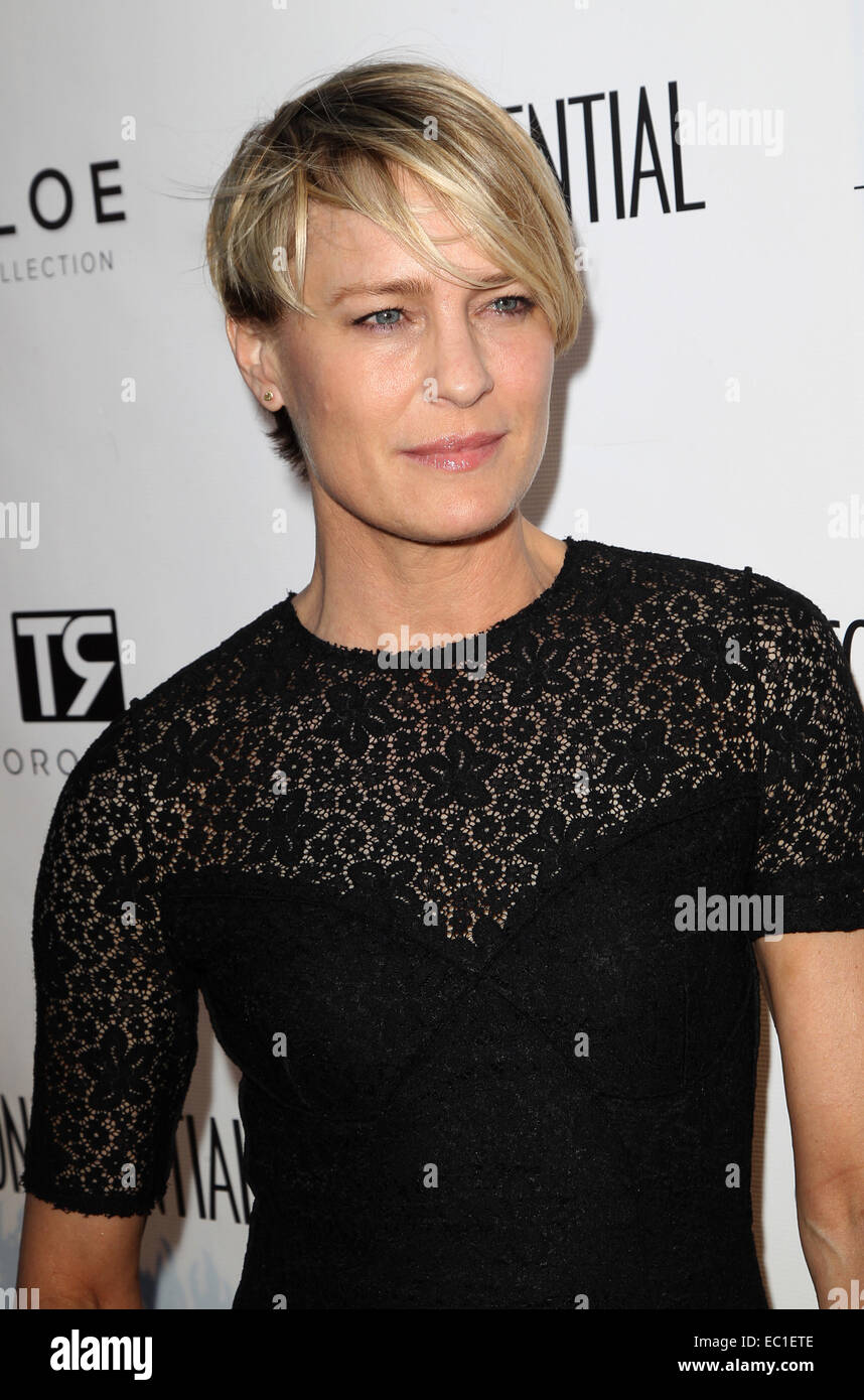 Los Angeles Confidential Magazine cover star Robin Wright celebrates ...