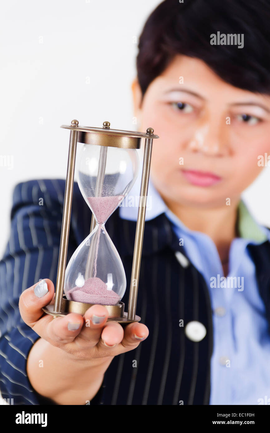 Woman clock time beauty hi-res stock photography and images - Alamy