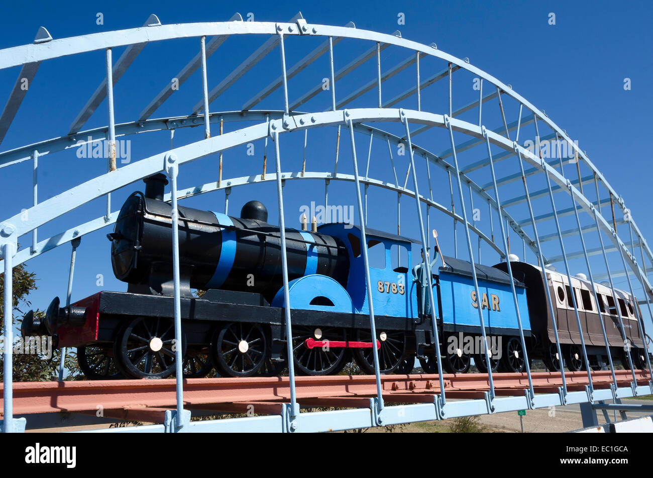 Welcome sign with model steam train on bridge, Peterborough, South ...
