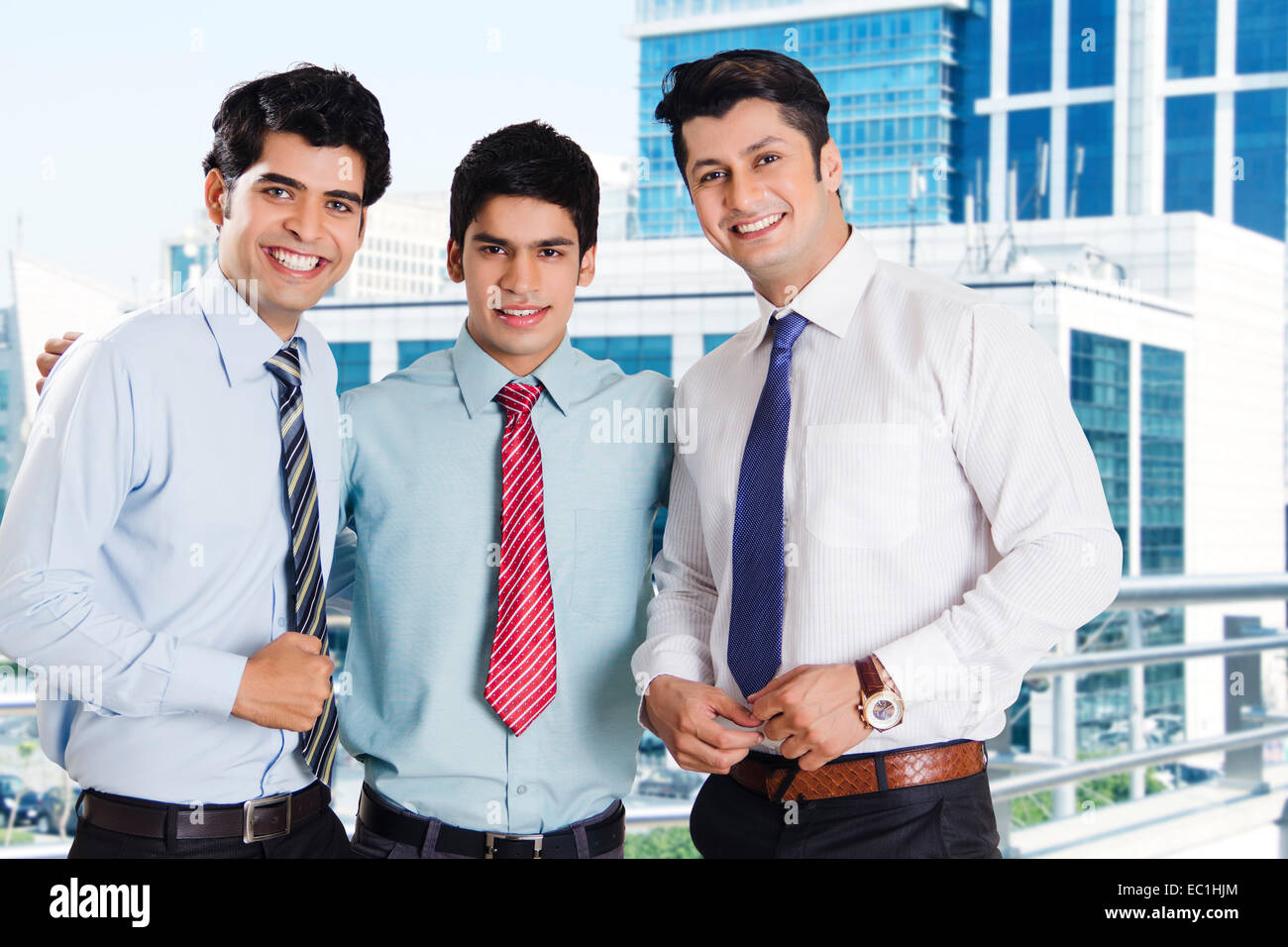 3 friends balcony hi-res stock photography and images - Alamy