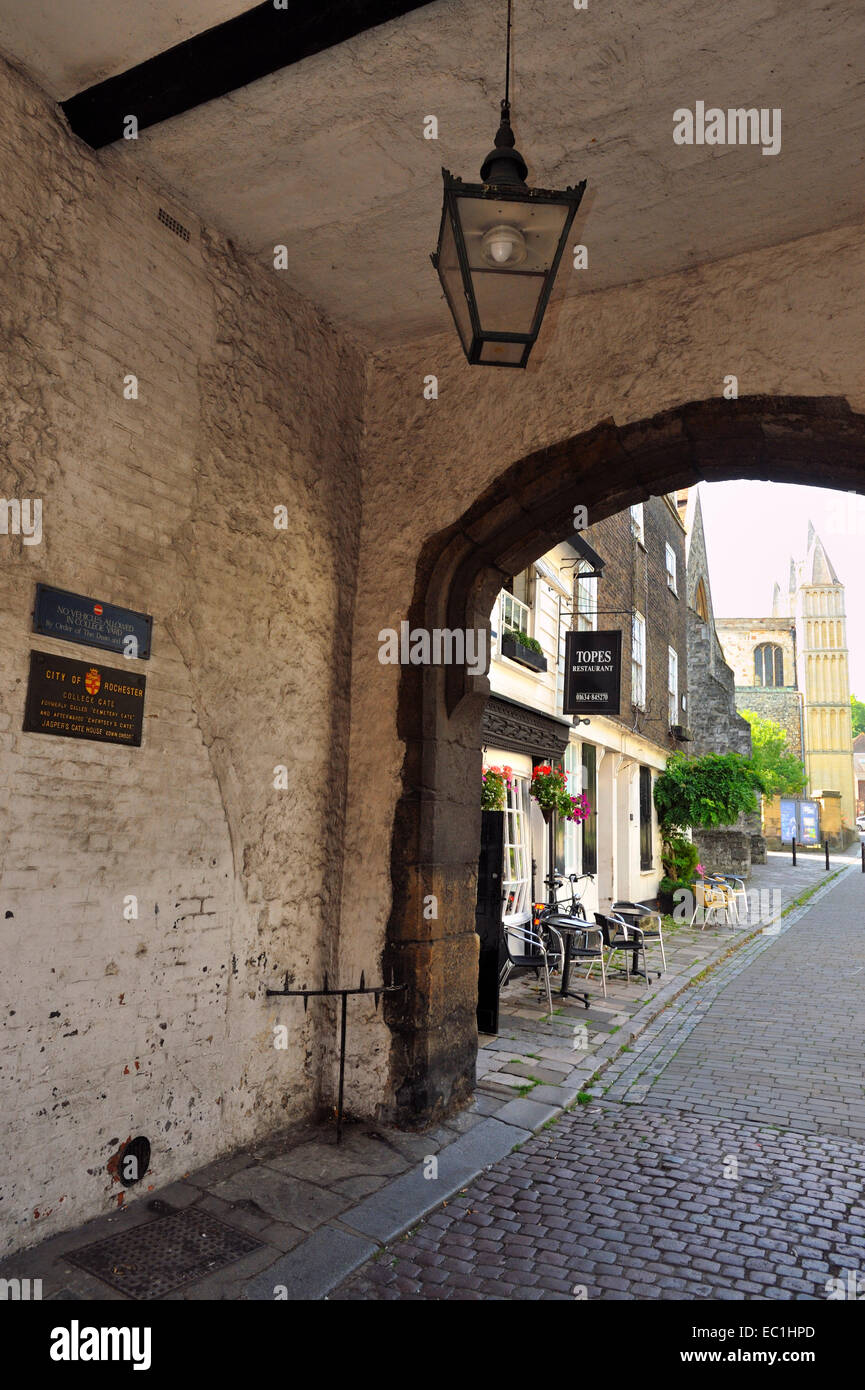 Rochester college hi-res stock photography and images - Alamy