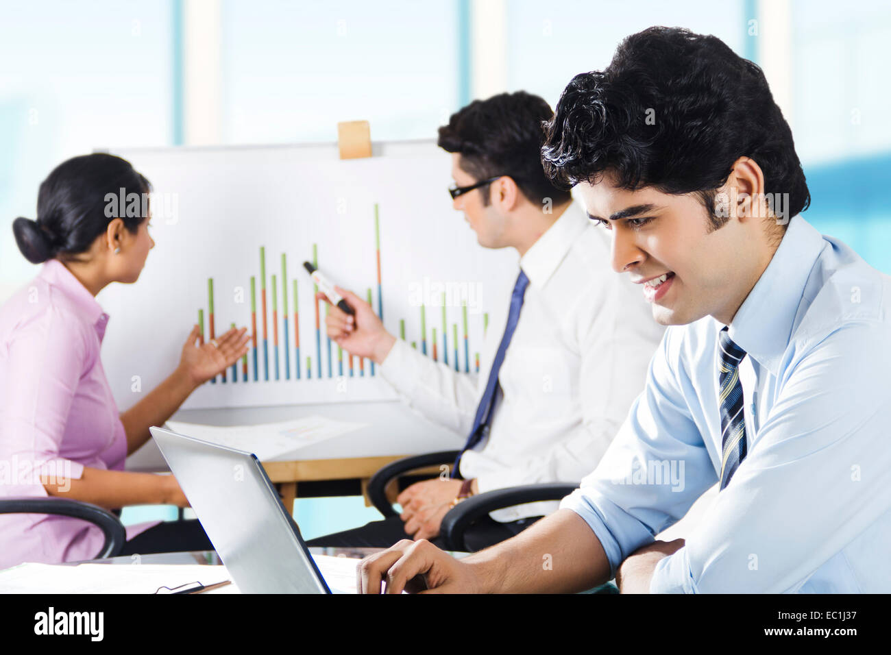 Young business people inside conference hi-res stock photography and ...