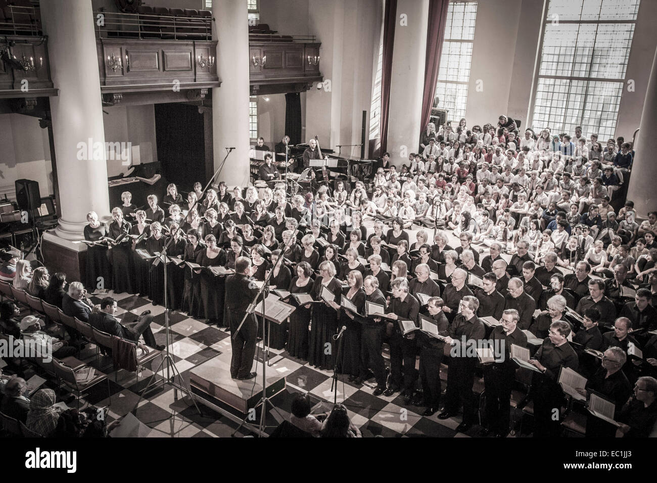 Choir conductor hi-res stock photography and images - Alamy