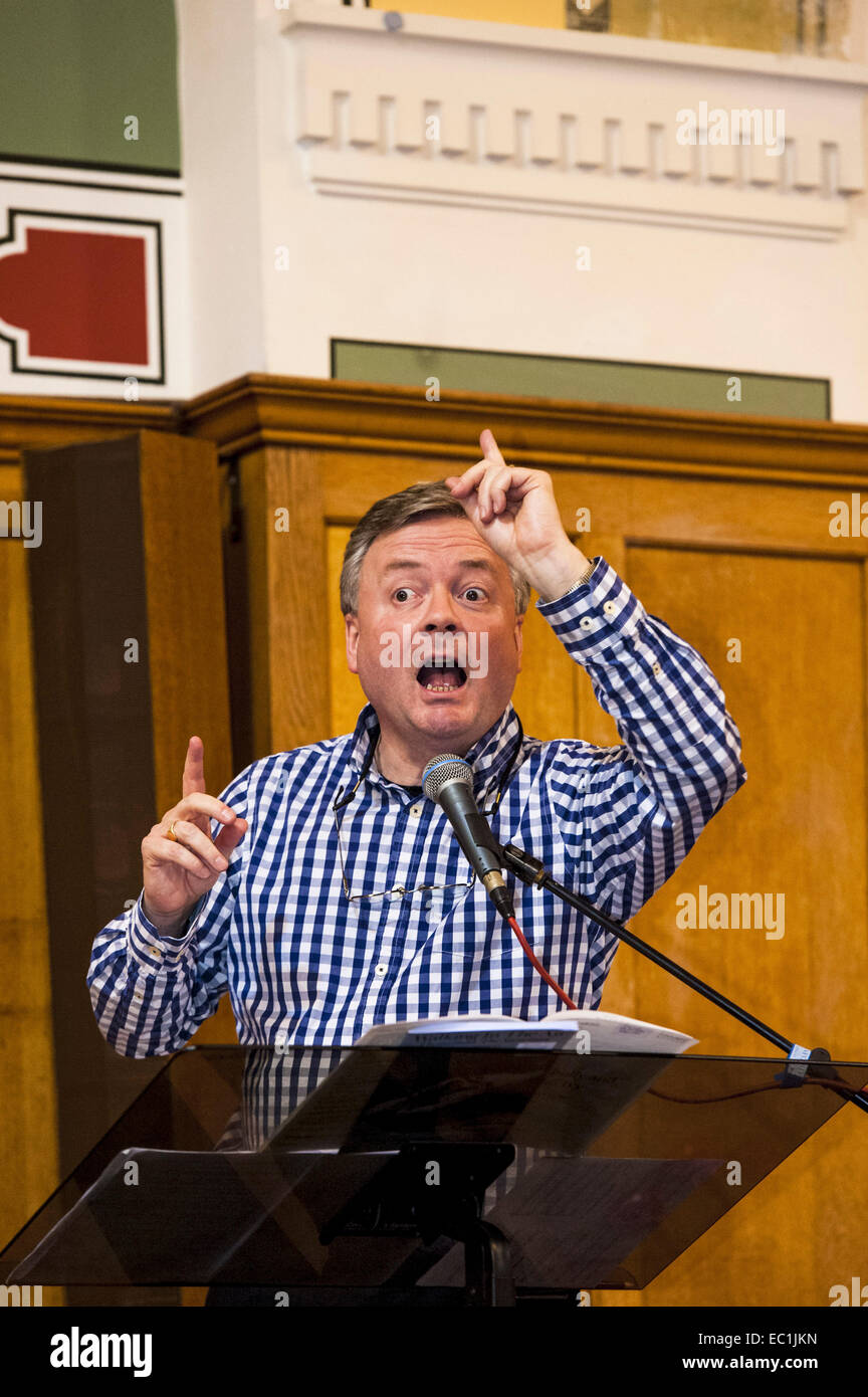 David hill conductor hi-res stock photography and images - Alamy