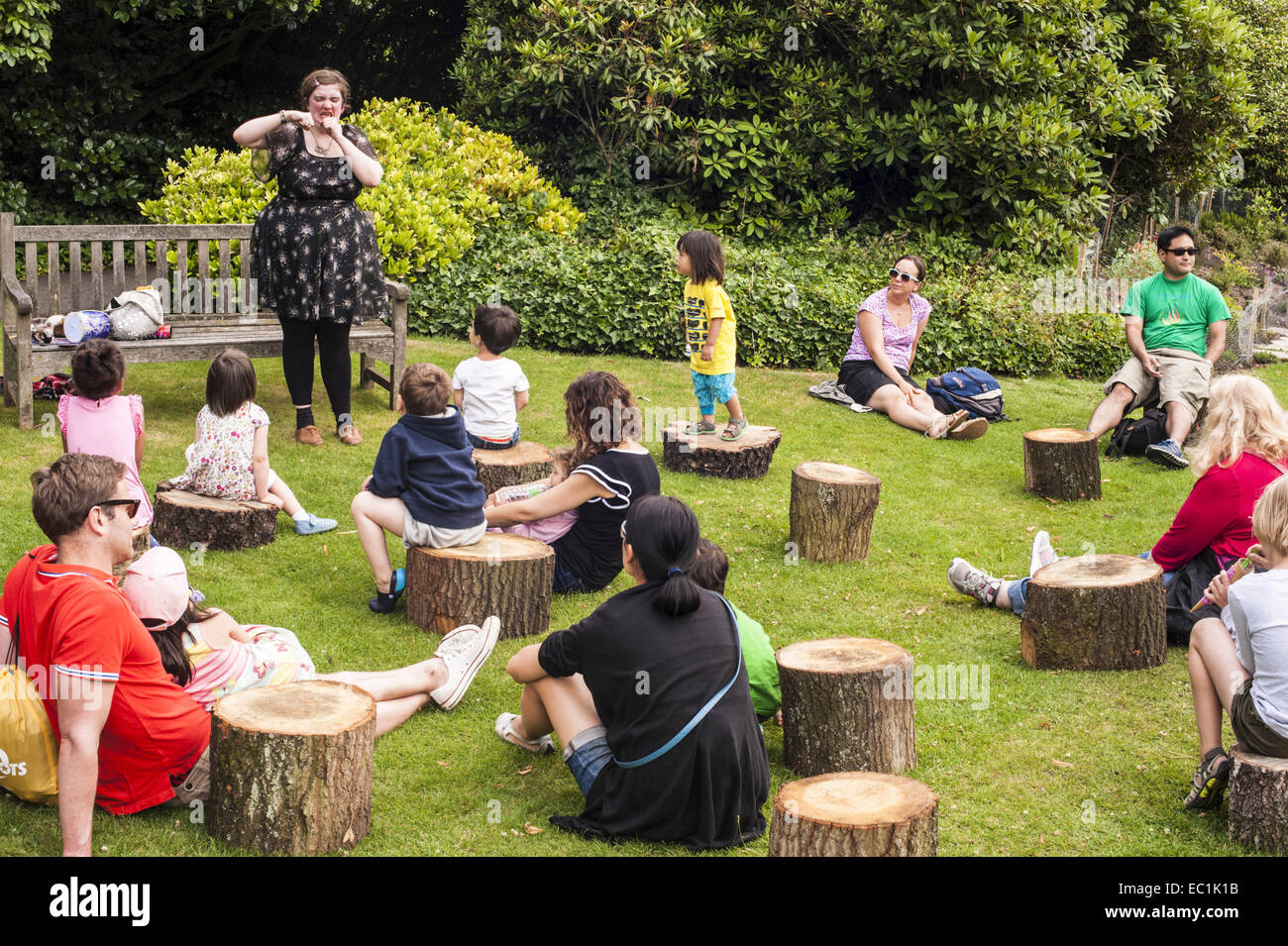 Storyteller children hi-res stock photography and images - Alamy