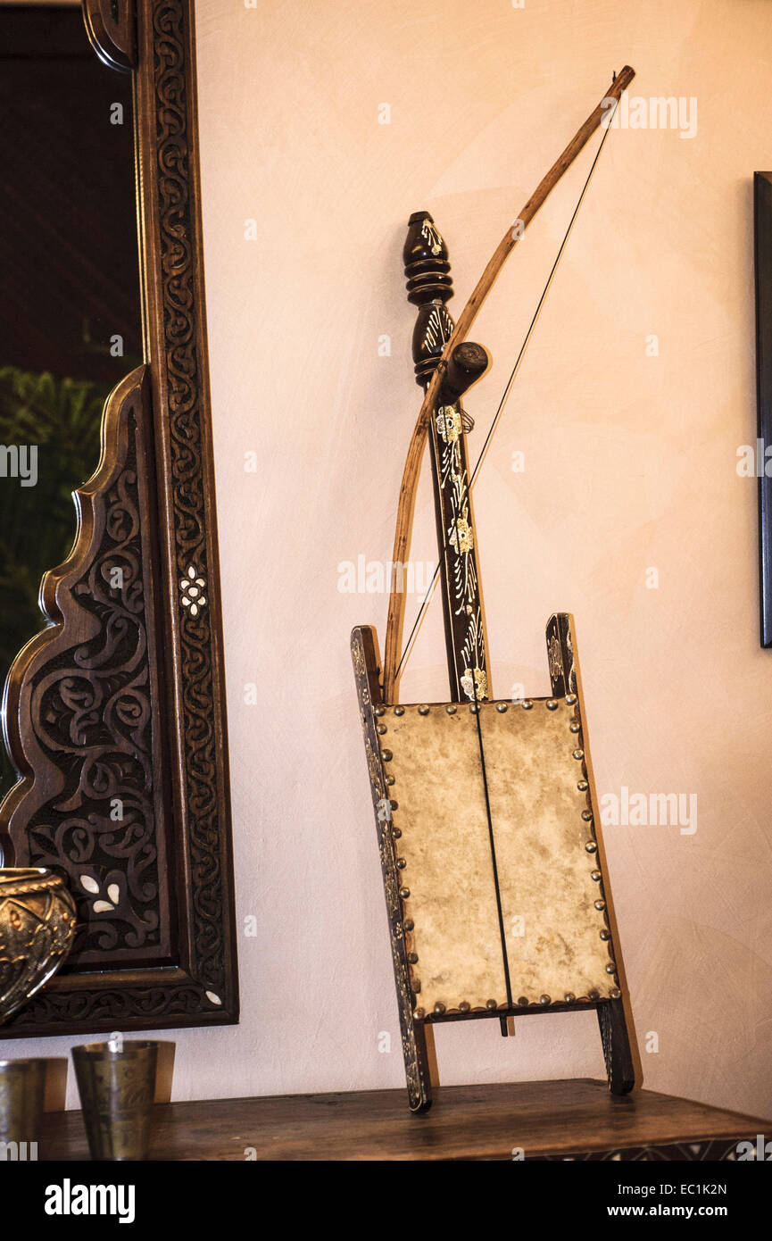 Rebab hi-res stock photography and images - Alamy