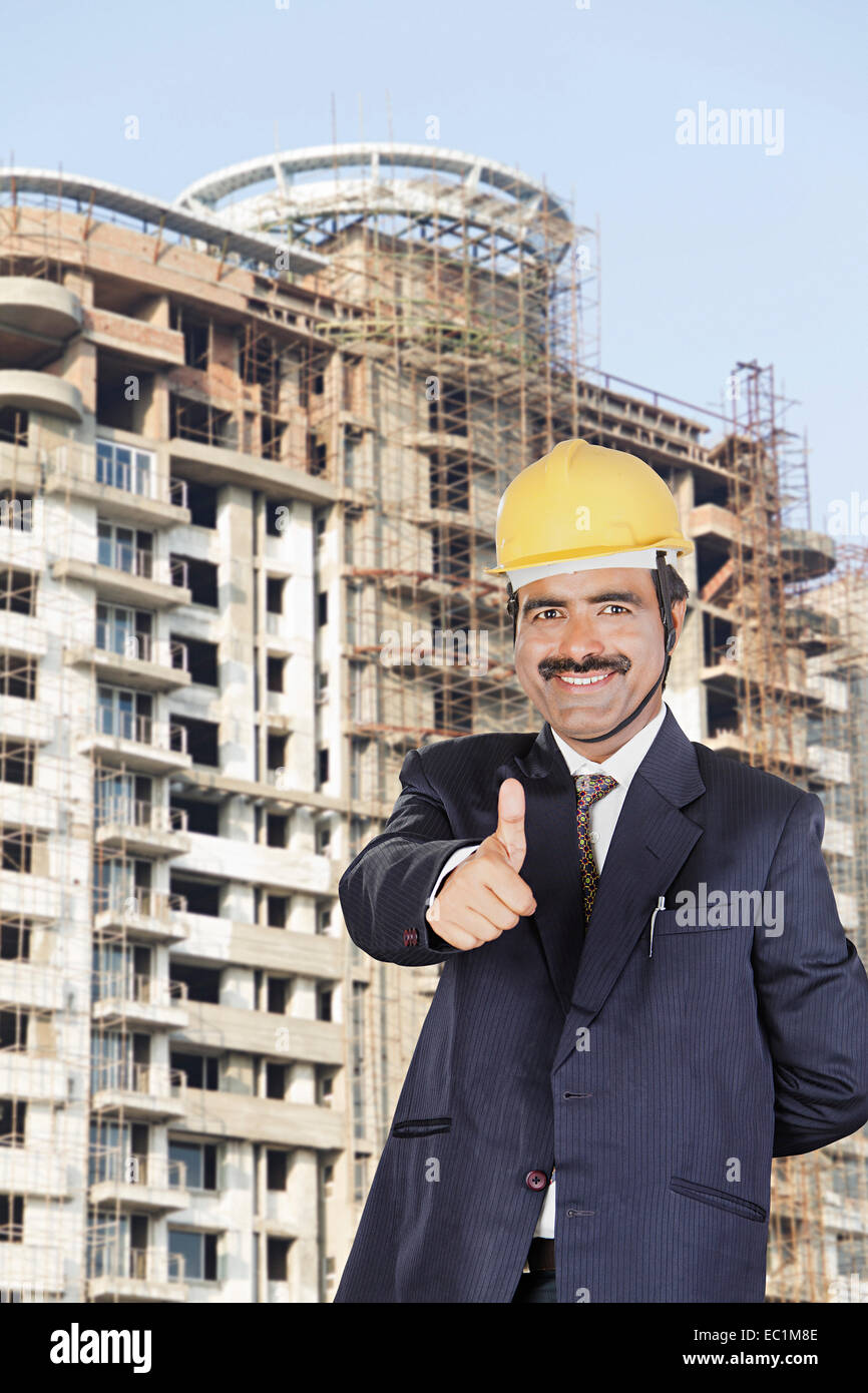 Engineer man looking camera hi-res stock photography and images - Alamy