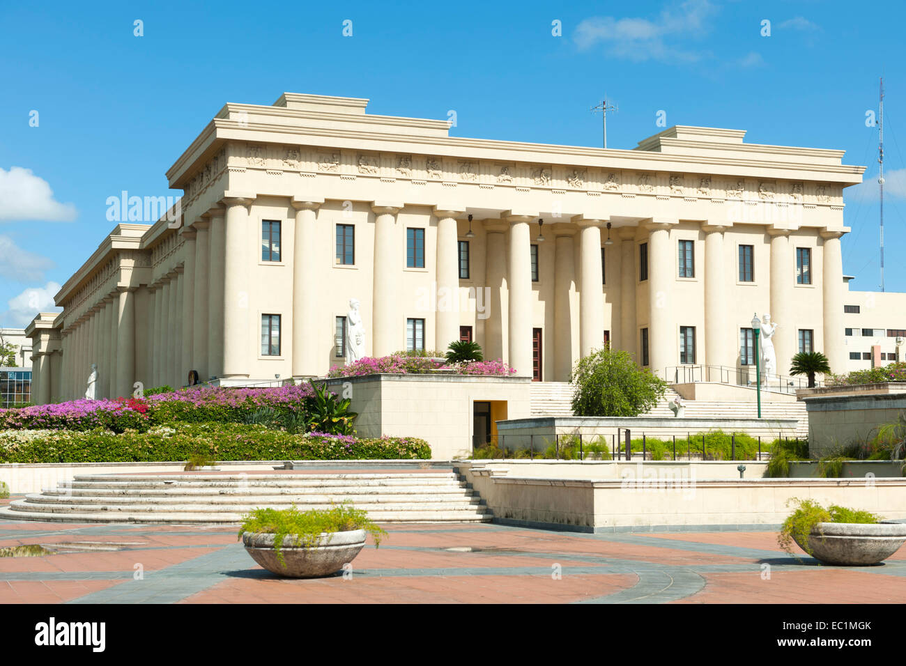 Dominikanische Republik, Santo Domingo, Avenida Maximo Gomez, Palacio ...