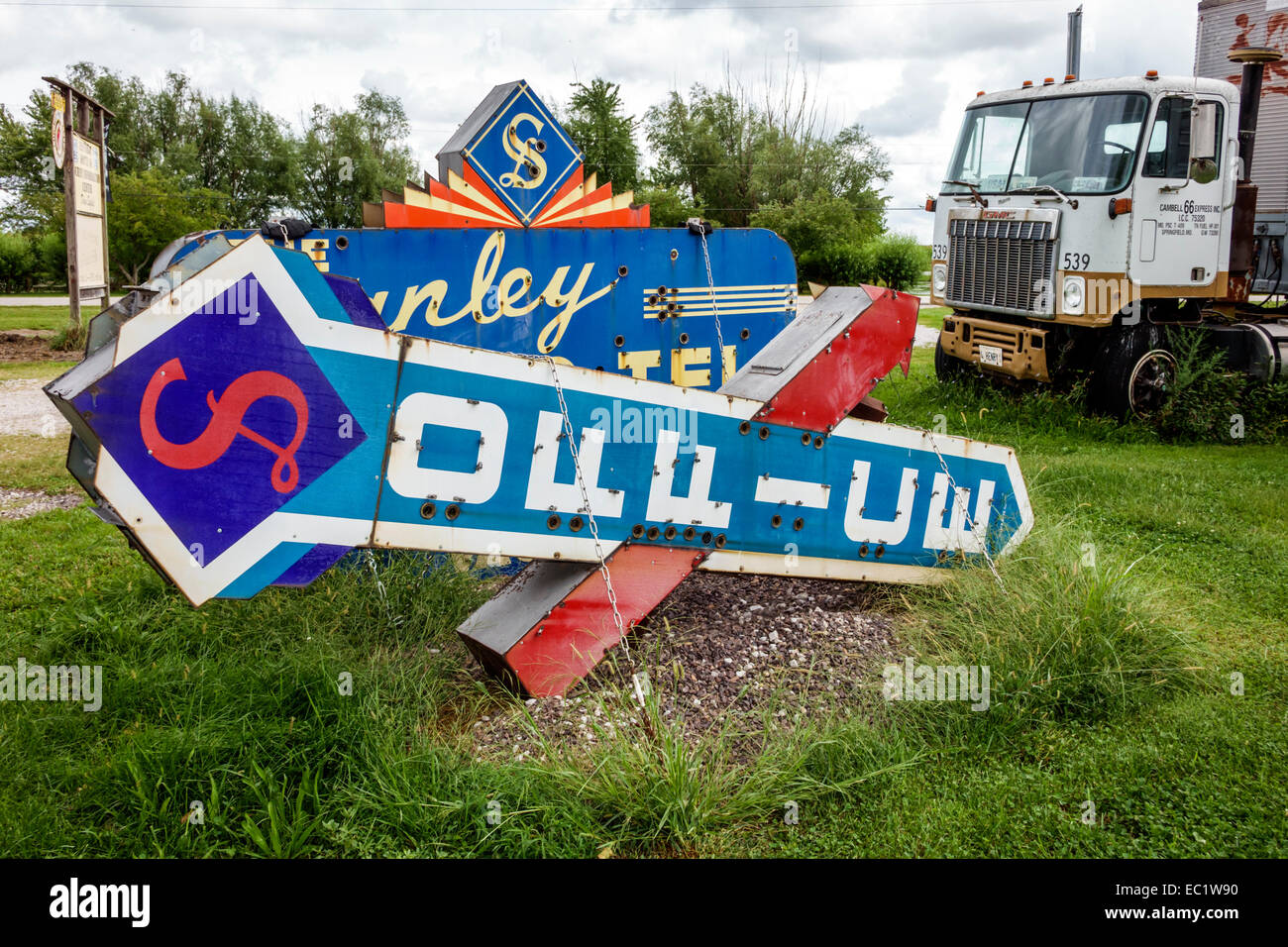 Rabbit ranch route 66 hi-res stock photography and images - Alamy