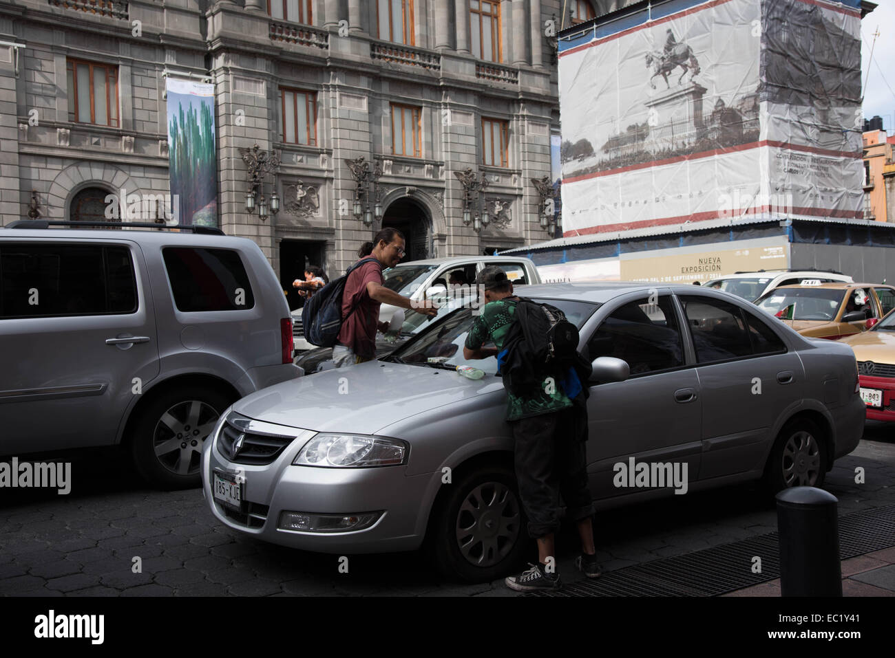 Car wash city hi-res stock photography and images - Alamy