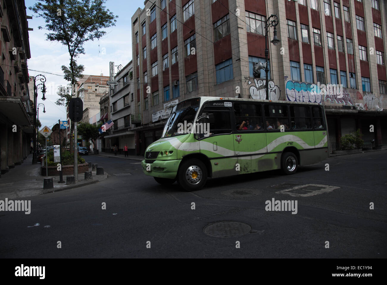Bus, mexico hi-res stock photography and images - Alamy