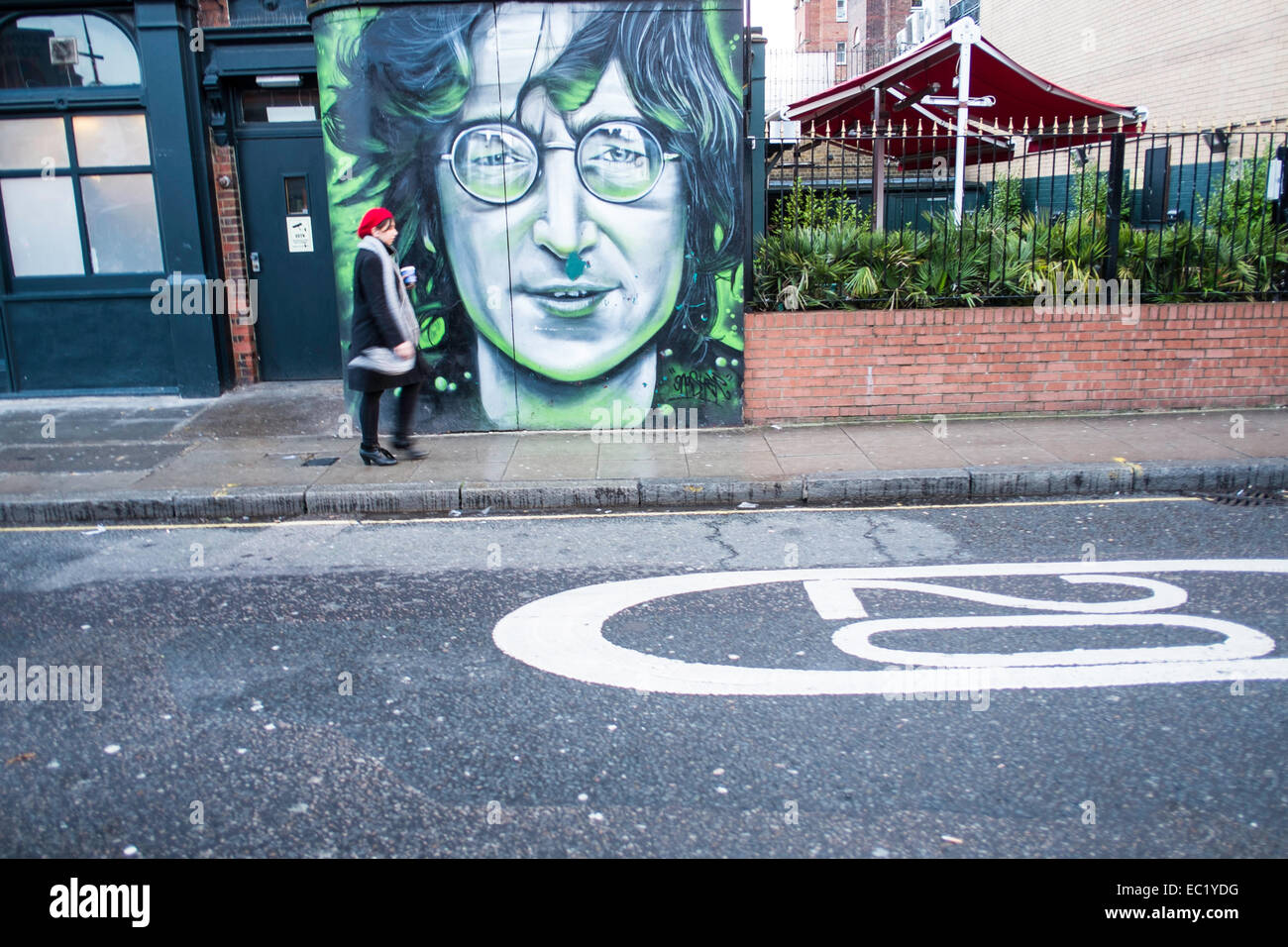 John lennon art hi-res stock photography and images - Alamy