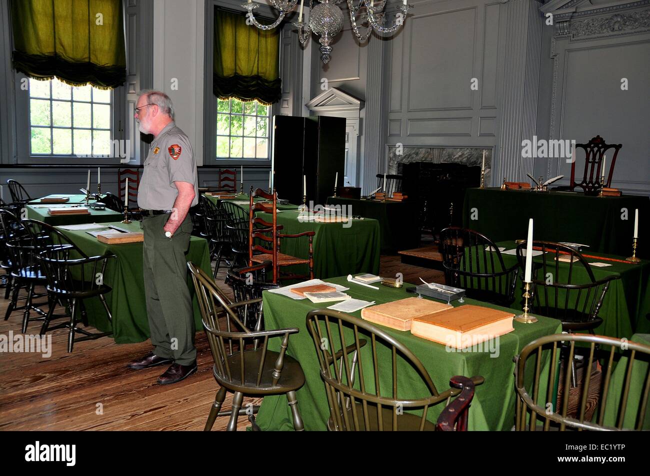 PHILADELPHIA, PENNSYLVANIA: A U. S. Park Ranger conducting a tour of ...