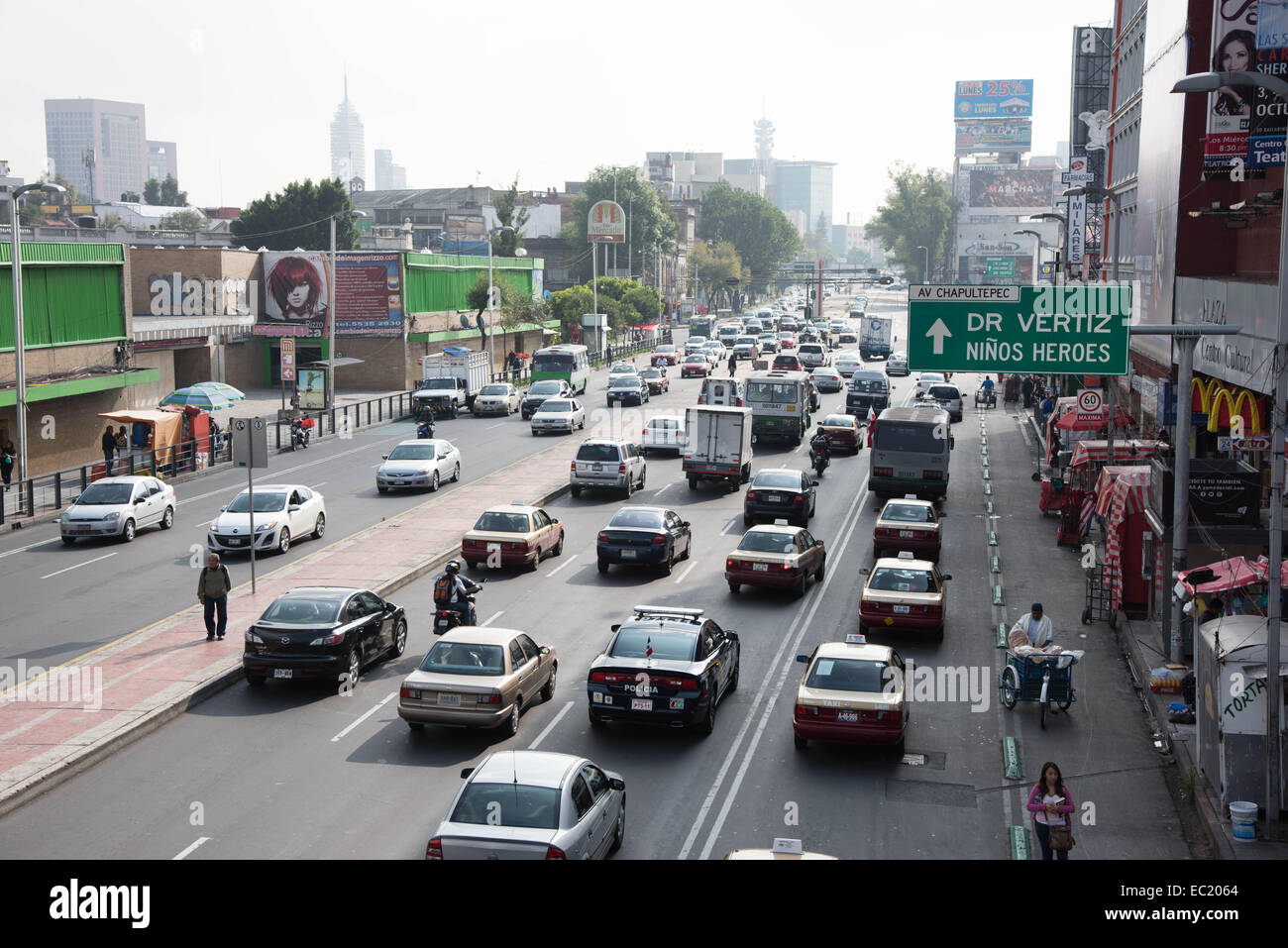 In front of centro cultural telmex hi-res stock photography and images ...