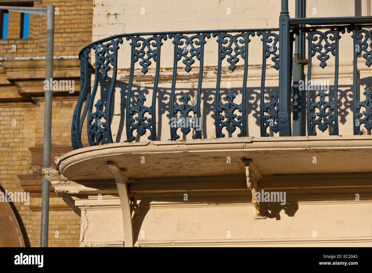 Cast iron balcony hi-res stock photography and images - Alamy