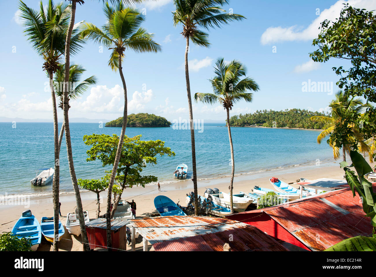 Playa de santa barbara hi-res stock photography and images - Alamy