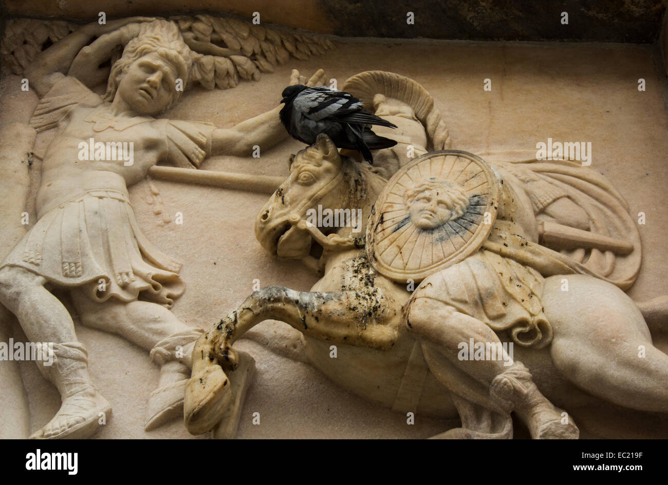Pigeon poop on the statue, Milano, Italy Stock Photo - Alamy
