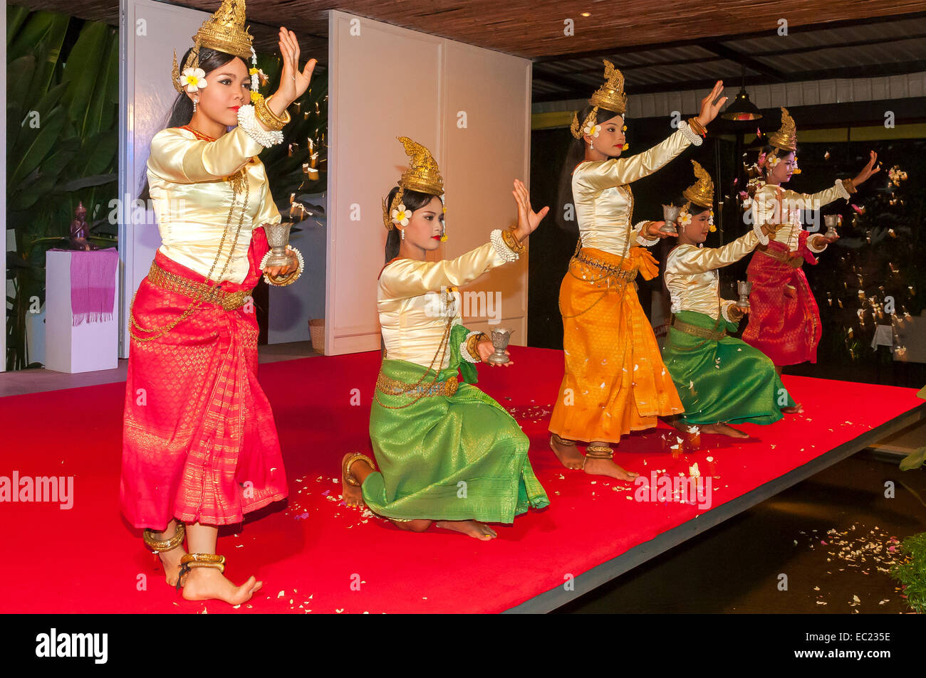 Apsara Dance Ceremony, Siem Reap, Cambodia Stock Photo - Alamy