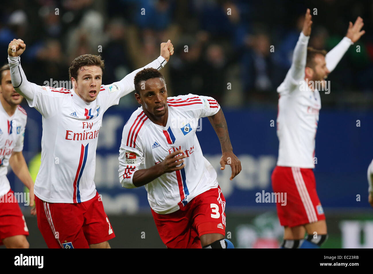 Hamburg's Cleber Reis celebrates his 1-0 goal during the German ...