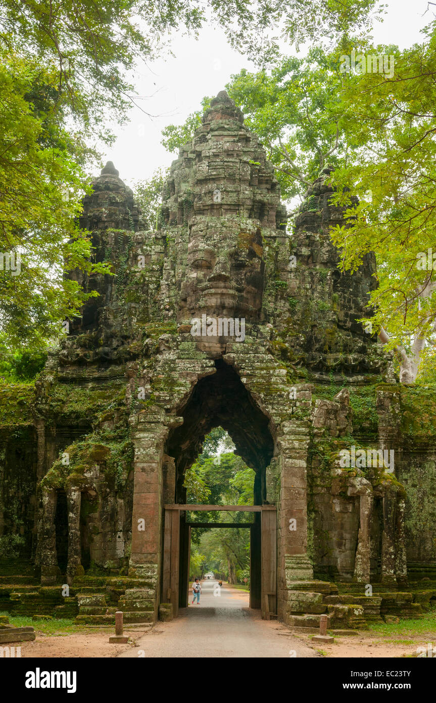 Cambodian gate hi-res stock photography and images - Alamy