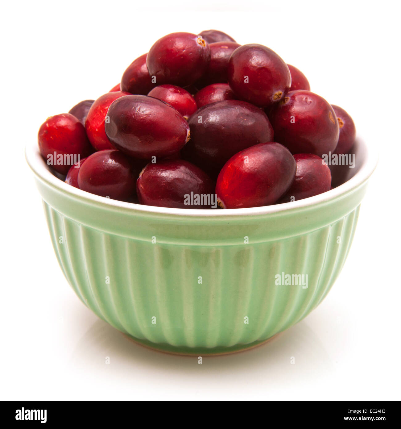 Bowl of fresh cranberries isolated on a white studio background Stock ...